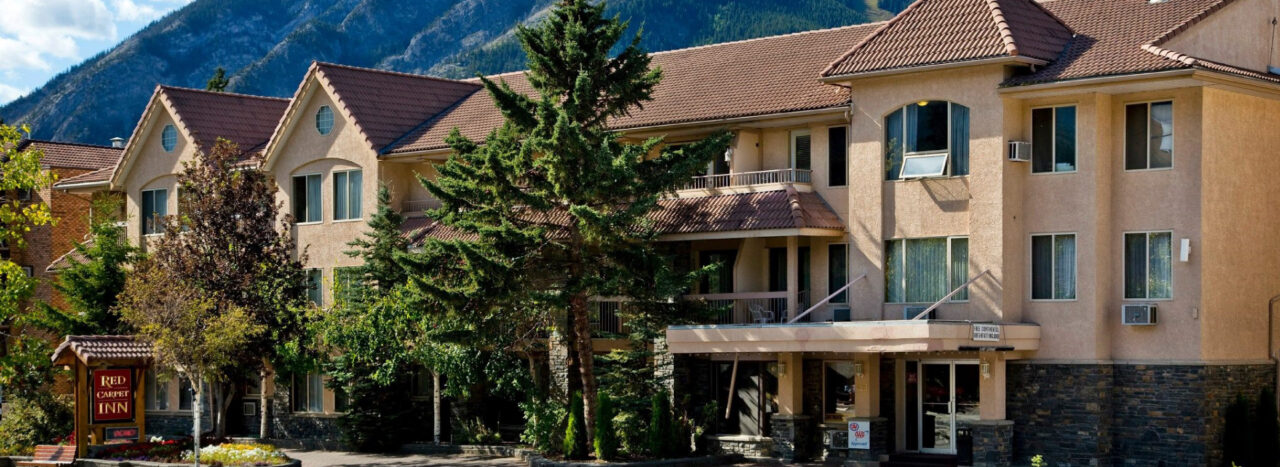 Red Carpet Inn - Banff Hotel - Banff Pet Friendly Accommodation